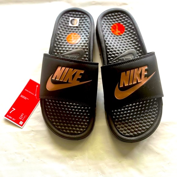 Shoes | Nwt Nike Designed Cute Black And Pink Open Toes Sandals For ...